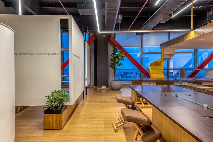 Studio Arquite abides by adaptability and transparency in its new Noida ...