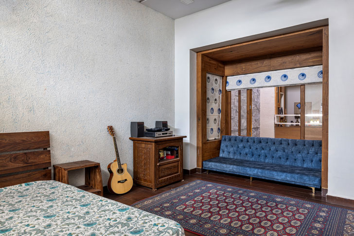 Of Cocoons, Courtyards and Curated Frames! » India Art N Design