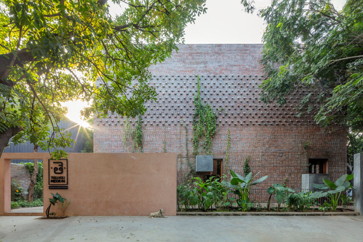 An Authentic Andhra Brick-and-Bite | Sona Reddy Studio » India Art N Design