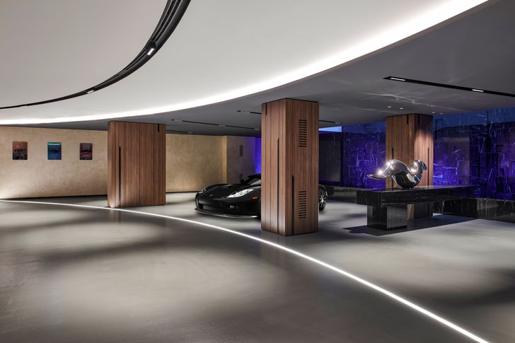 This Waterfront Abode exudes Refined Luxury in Signature SAOTA Style ...